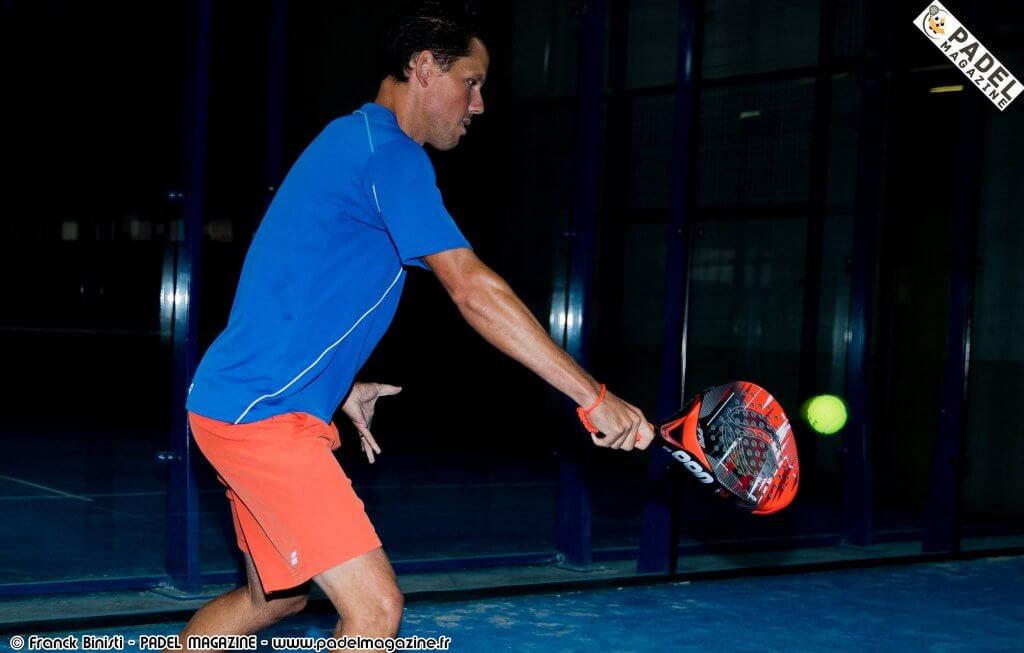 TEST of PR890 Victory Red ARTENGO | Padel Magazine