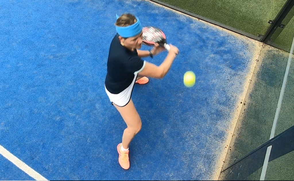 Tutorial Padel : Spin with the ball | Padel Magazine