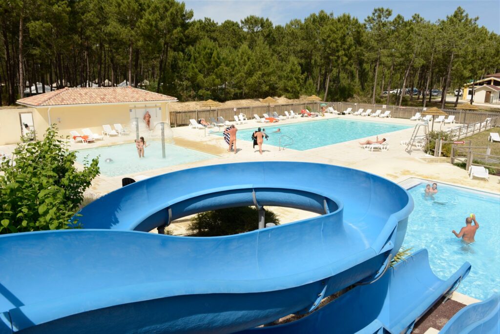 The first naturist campsite with padel! | Padel Mag