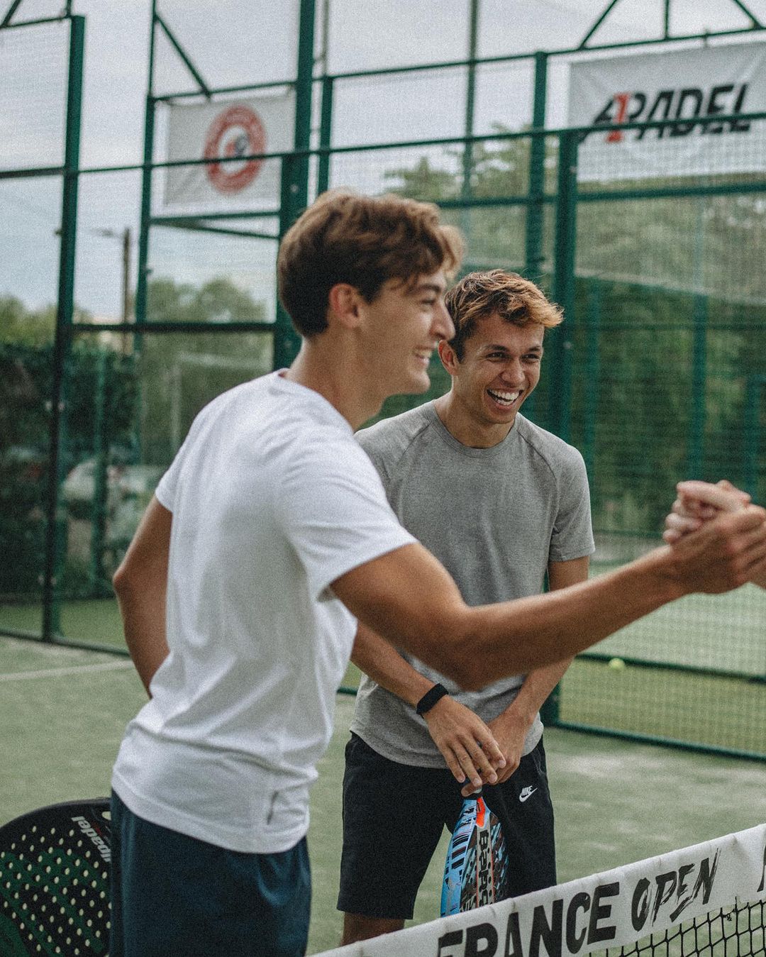 F1 behind the scenes: drivers opt for padel | Padel Magazine