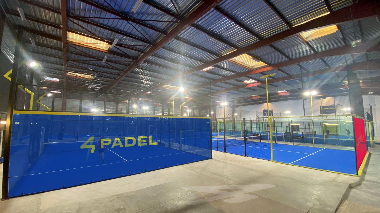 Le 4Padel de Strasbourg rouvre ses portes avec 14 pistes | Padel Magazine