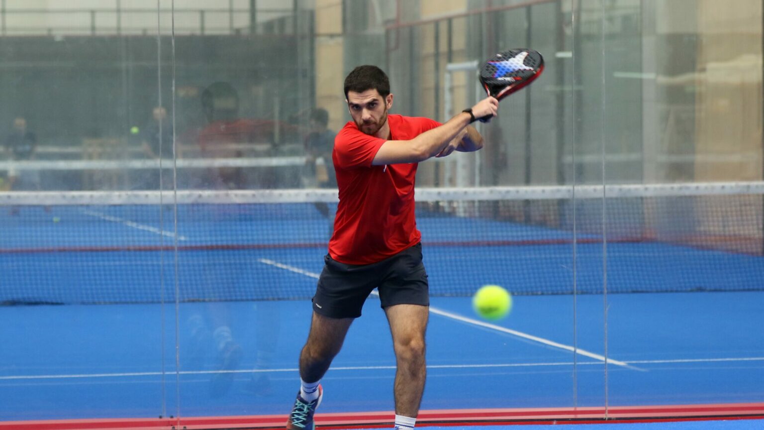 Au cœur du padel – Épisode 19 : comment donner de la puissance à ses ...