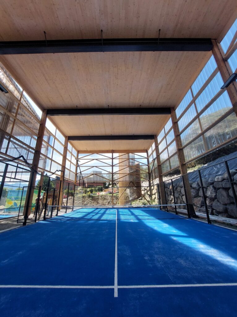 A new padel complex opens in Agos-Vidalos: Padel des Vallées launches ...